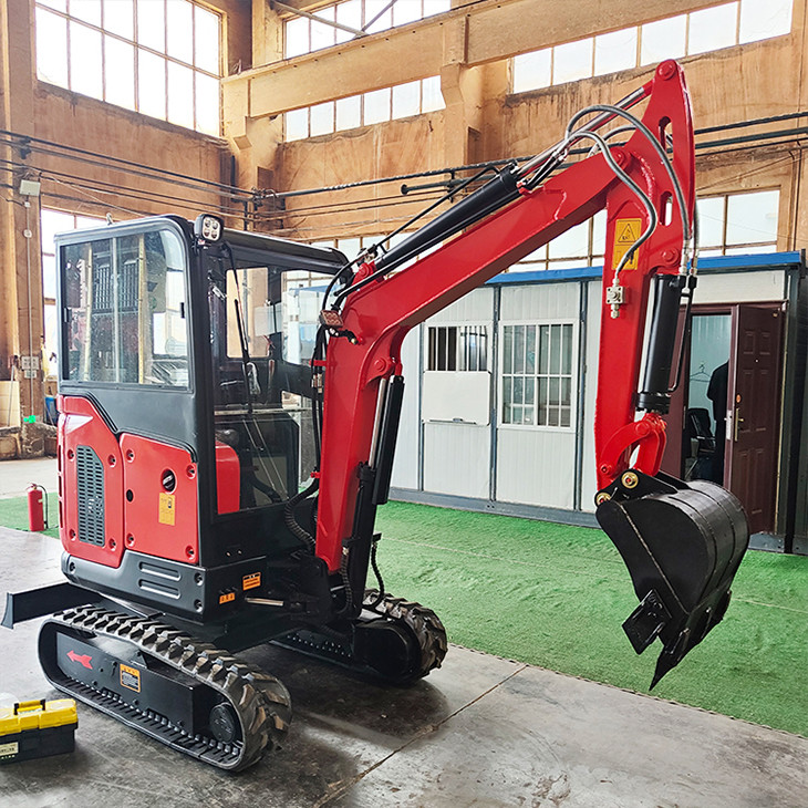 Powerful Compact Micro Digger Excavator 1.35M Overall Width For ...